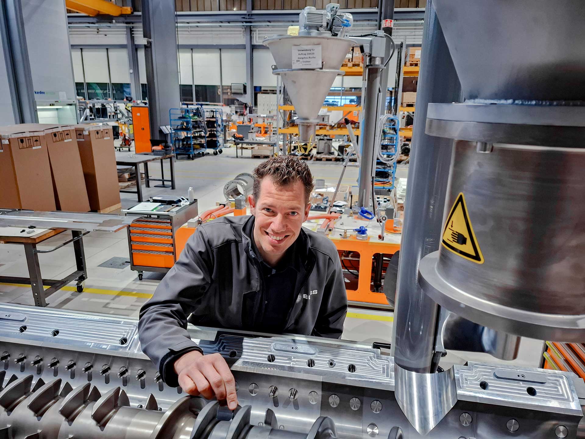 Co-Kneader Technology | BUSS - Excellence in Compounding